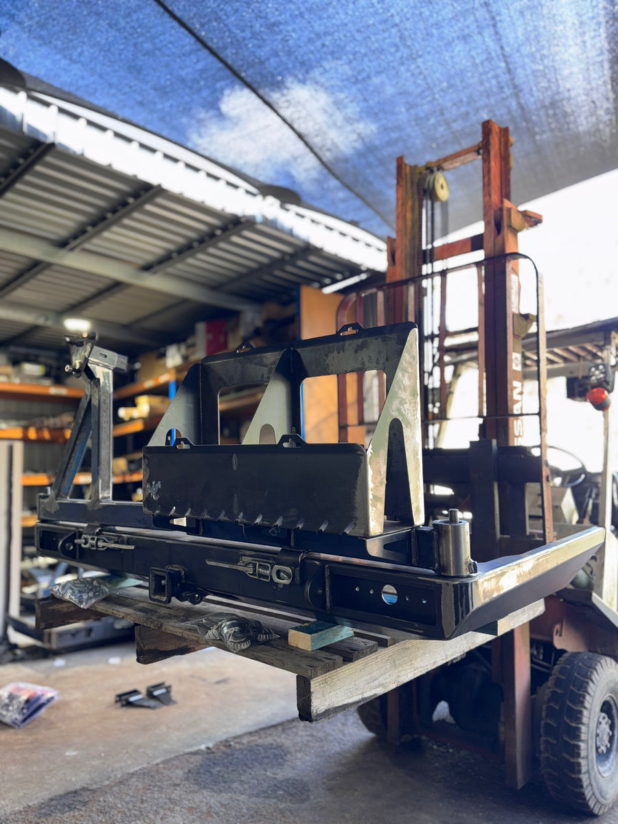 60 Series Rear Bar – McKinnon's Cruisers