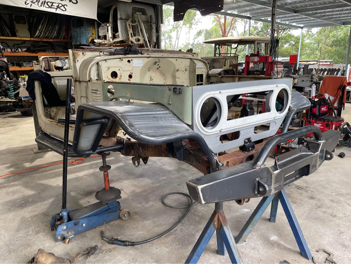 40 Series Front Tube Guards – McKinnon's Cruisers