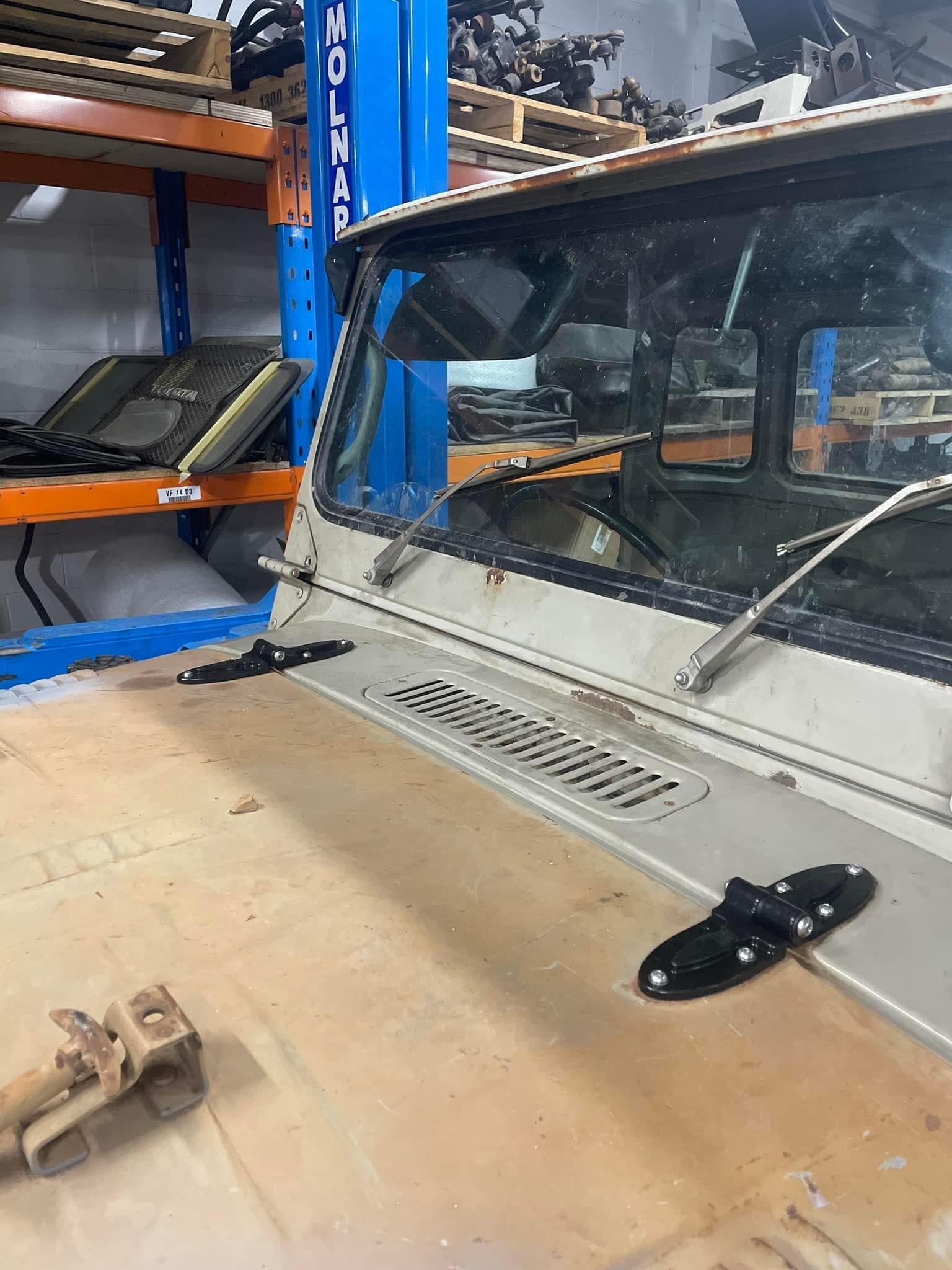 Billet Bonnet Hinges – McKinnon's Cruisers