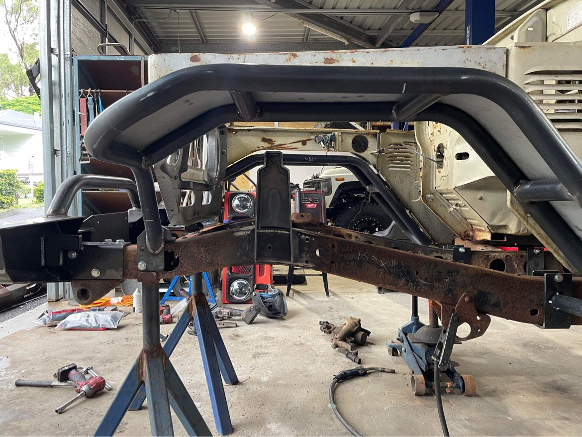 40 Series Front Tube Guards – McKinnon's Cruisers